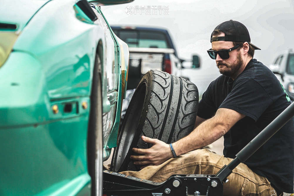 1987 Mazda RX-7 with 17x8.5 30 Rays Engineering MS01 and 225/45R17 ...