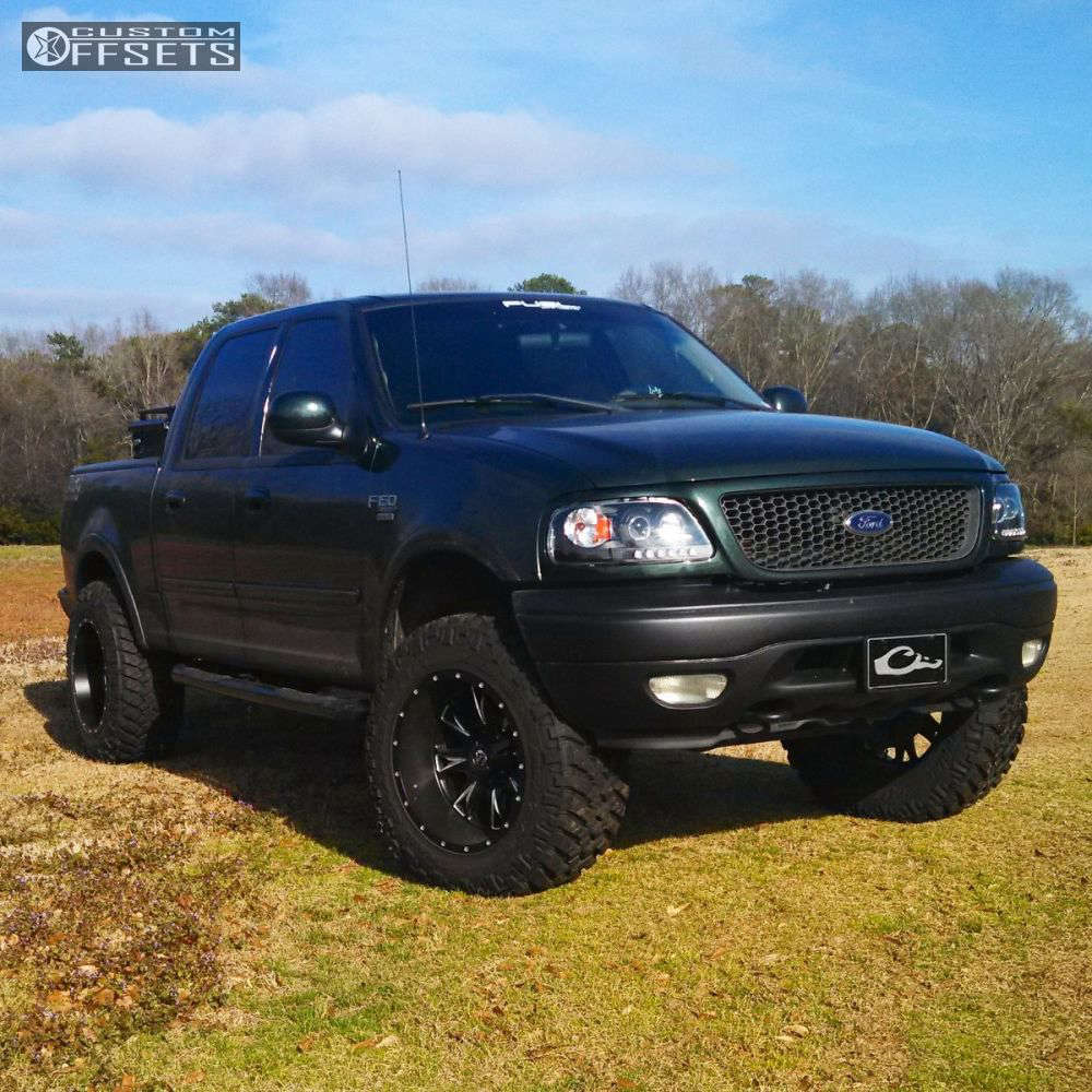 2002 Ford F-150 with 20x12 -44 Fuel Throttle and 35/12.5R20 Nitto Trail ...
