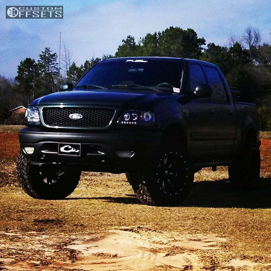 2002 Ford F-150 with 20x12 -44 Fuel Throttle and 35/12.5R20 Nitto Trail ...