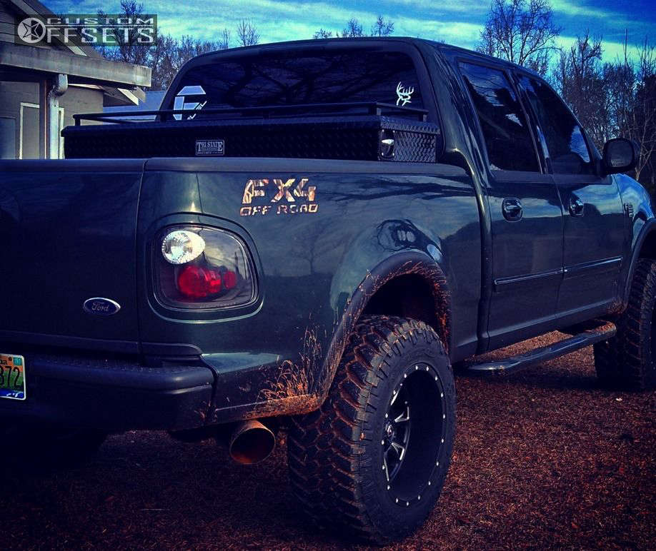 2002 Ford F-150 with 20x12 -44 Fuel Throttle and 35/12.5R20 Nitto Trail ...