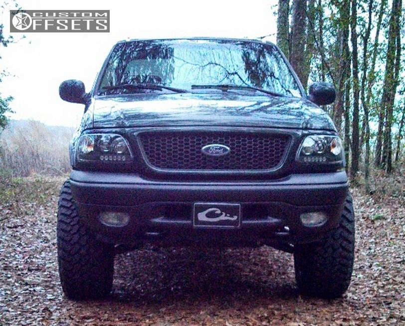 2002 Ford F-150 with 20x12 -44 Fuel Throttle and 35/12.5R20 Nitto Trail ...