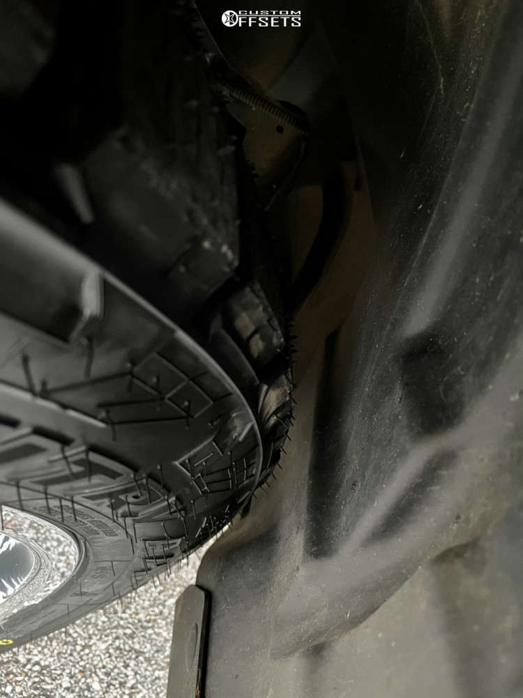 2020 Ram 1500 with 22x10 -18 Fuel Forged Ff104 and 305/45R22 Toyo Tires ...