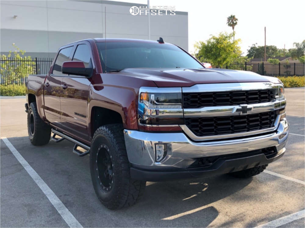 2017 Chevrolet Silverado 1500 with 17x9 -6 Pro Comp 31 and 315/70R17 ...