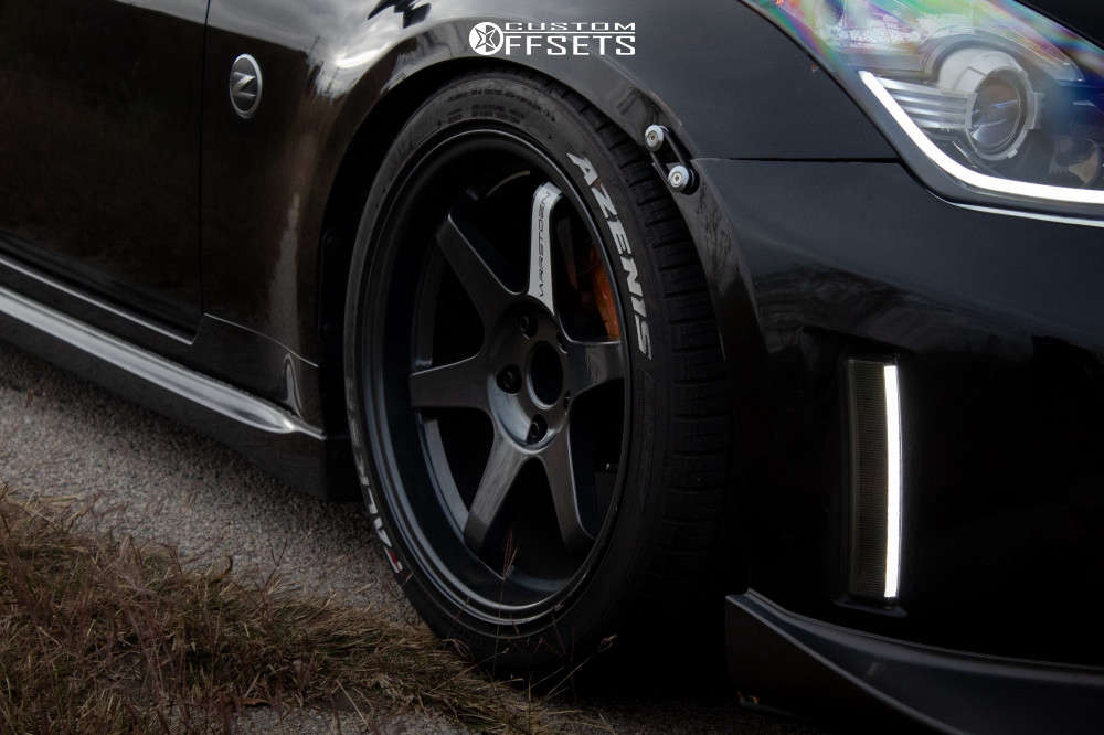 2008 Nissan 350Z with 18x9.5 15 Varrstoen Es2 and 265/35R18 Falken ...