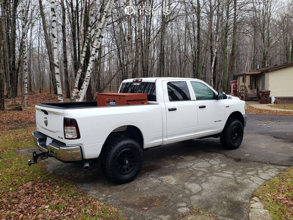 2019 Ram 2500 with 18x9 1 Fuel Vector and 285/75R18 Toyo Tires Open ...