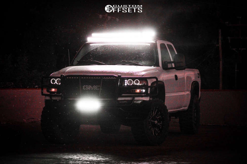 2002 GMC Sierra 1500 with 20x9 0 Cali Offroad Americana and 35/12.5R20 ...