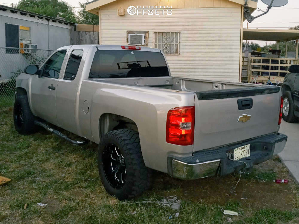 2007 Chevrolet Silverado 1500 with 20x10 -18 XD Bomb and 33/12.5R20 ...