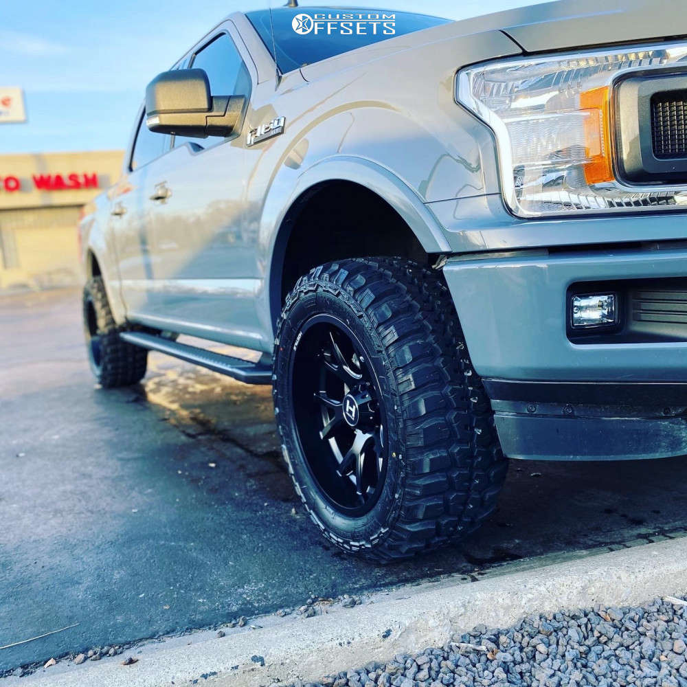 2019 Ford F-150 with 20x10 -19 Hostile Rage and 33/12.5R20 Federal ...