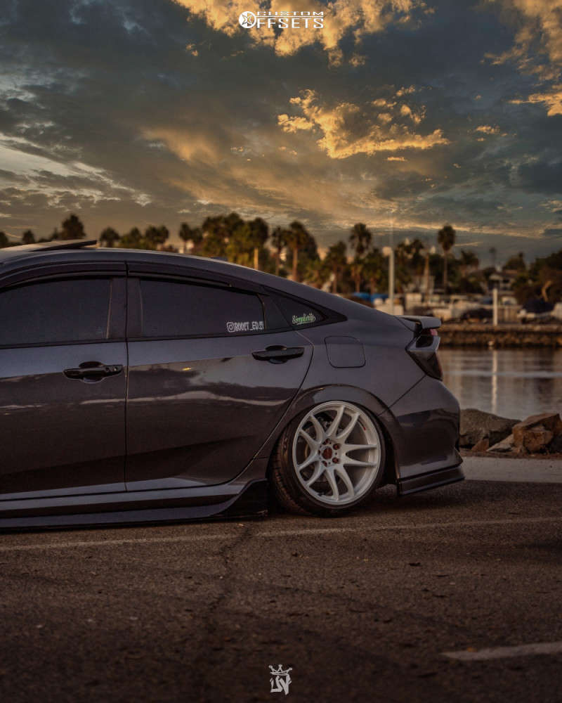 2019 Honda Civic with 18x9.5 12 Work Emotion Cr Kiwami and 215/40R18 Lexani Lxuhp-207 and Air ...