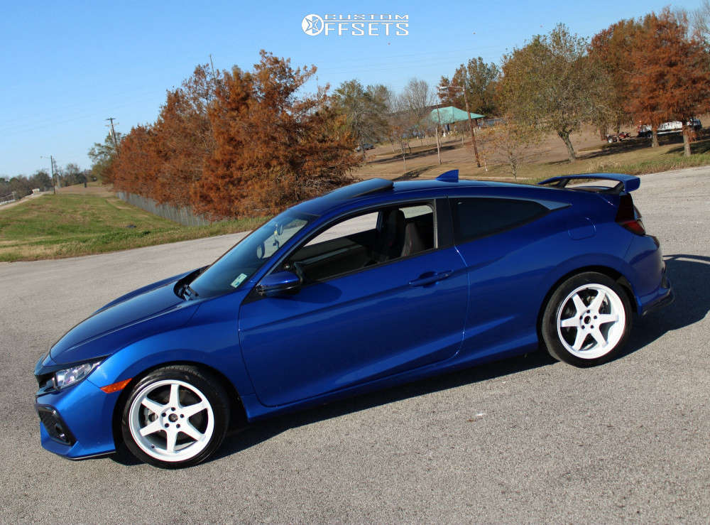 2018 Honda Civic with 18x8.5 30 ESR Sr07 and 235/40R18 Goodyear Eagle ...