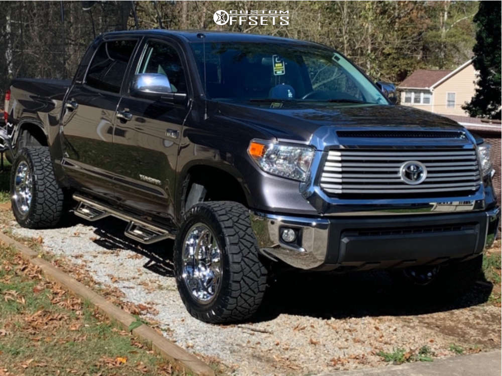 2017 Toyota Tundra with 20x10 -18 Fuel Triton D609 and 33/12.5R20 Nitto Ridge Grappler and ...