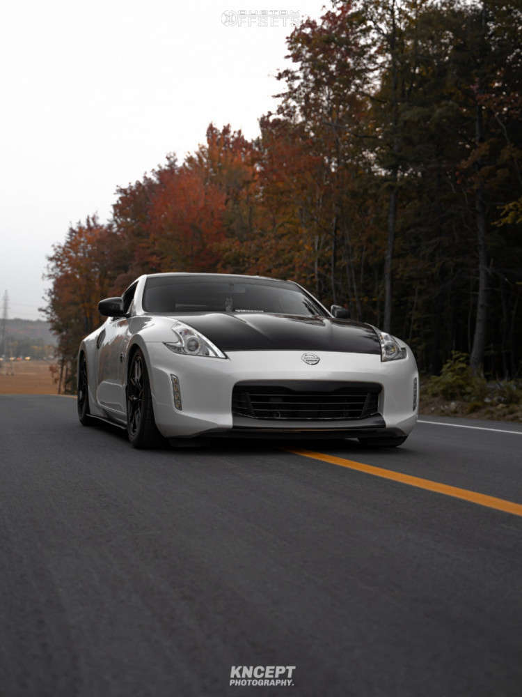 2017 Nissan 370Z with 18x8 40 Fast Wheels Fc04 and 225/40R18 Firestone ...
