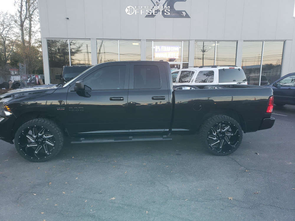 2017 Ram 1500 with 22x12 -51 Vision Spyder and 33/12.5R22 Venom Power ...