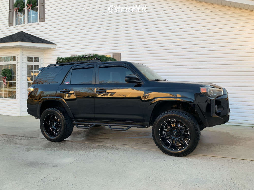 2015 Toyota 4Runner with 20x10 -25 Ultra Hunter and 33/12.5R20 ...
