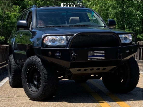 2007 Toyota 4Runner with 17x9 -12 Method The Standard and 285/70R17 ...