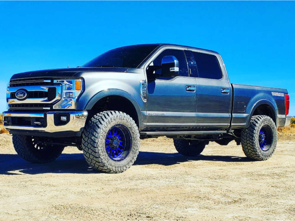 2020 Ford F-250 Super Duty with 20x10 -24 American Offroad A105 and 37/ ...
