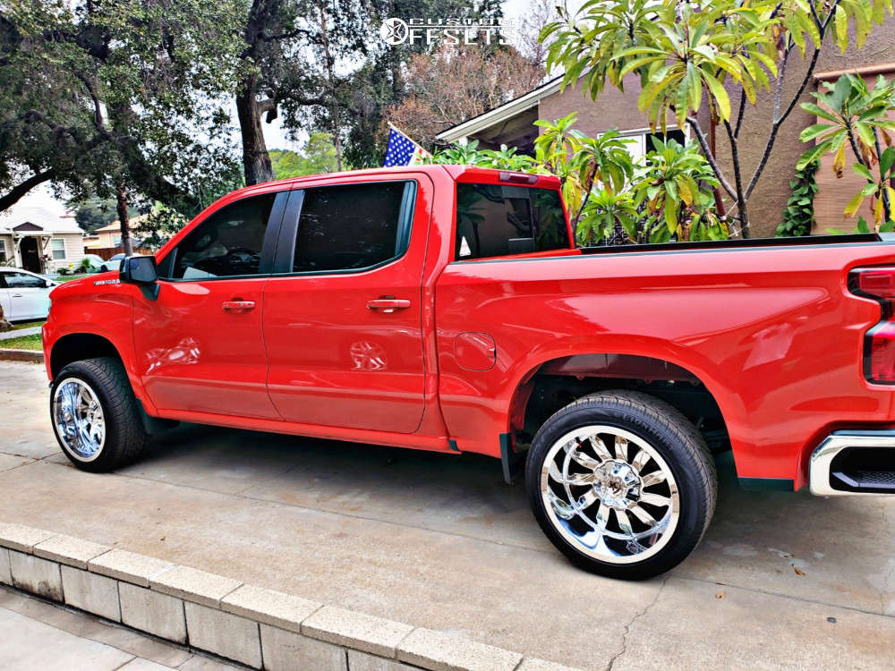 2020 Chevrolet Silverado 1500 with 22x12 -44 RBP 74r and 305/40R22 ...