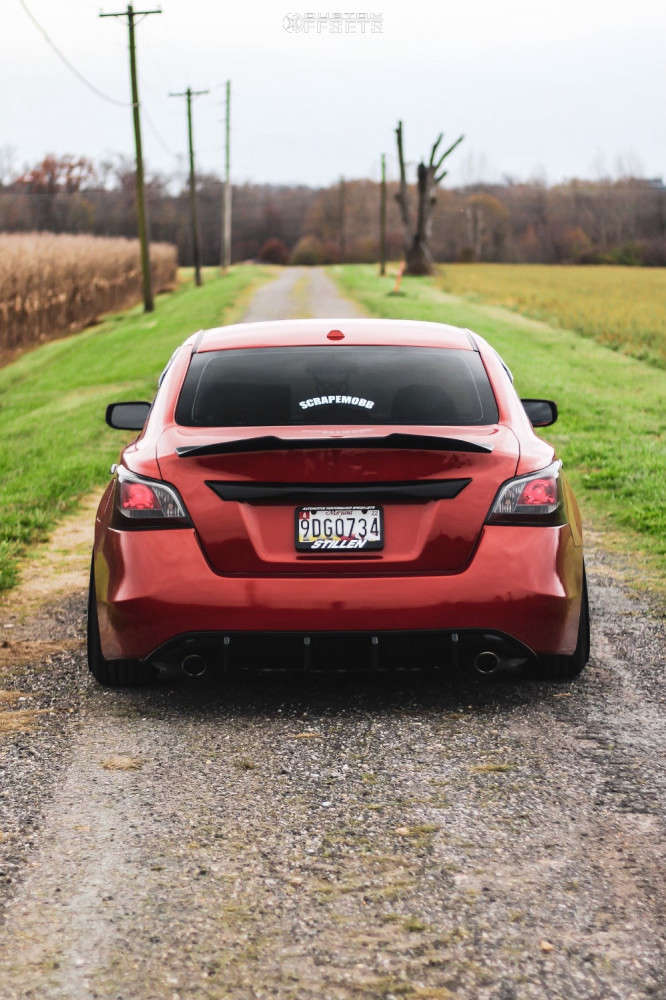 2015 Nissan Altima with 19x9.5 22 Aodhan Ds01 and 215/35R19 Nankang Ns ...