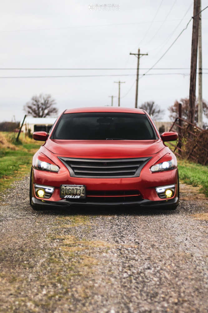 2015 Nissan Altima with 19x9.5 22 Aodhan Ds01 and 215/35R19 Nankang Ns ...