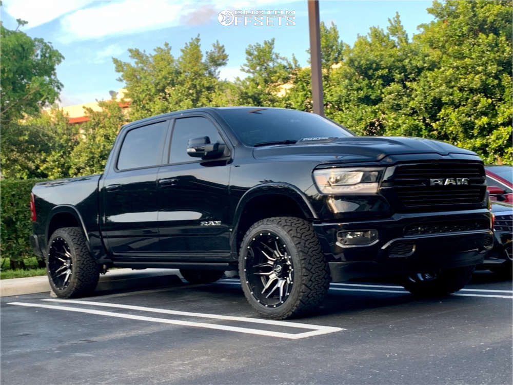 2020 Ram 1500 with 22x12 -44 XF Offroad Xf-222 and 33/12.5R22 Venom ...