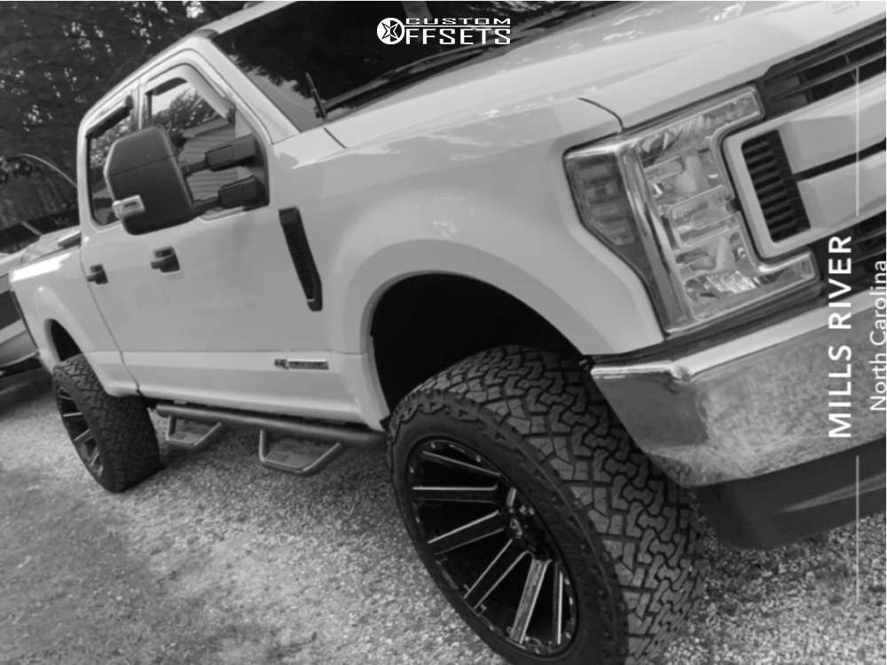 2017 Ford E-250 Super Duty with 22x12 -44 Fuel Contra and 35/12.5R22 ...
