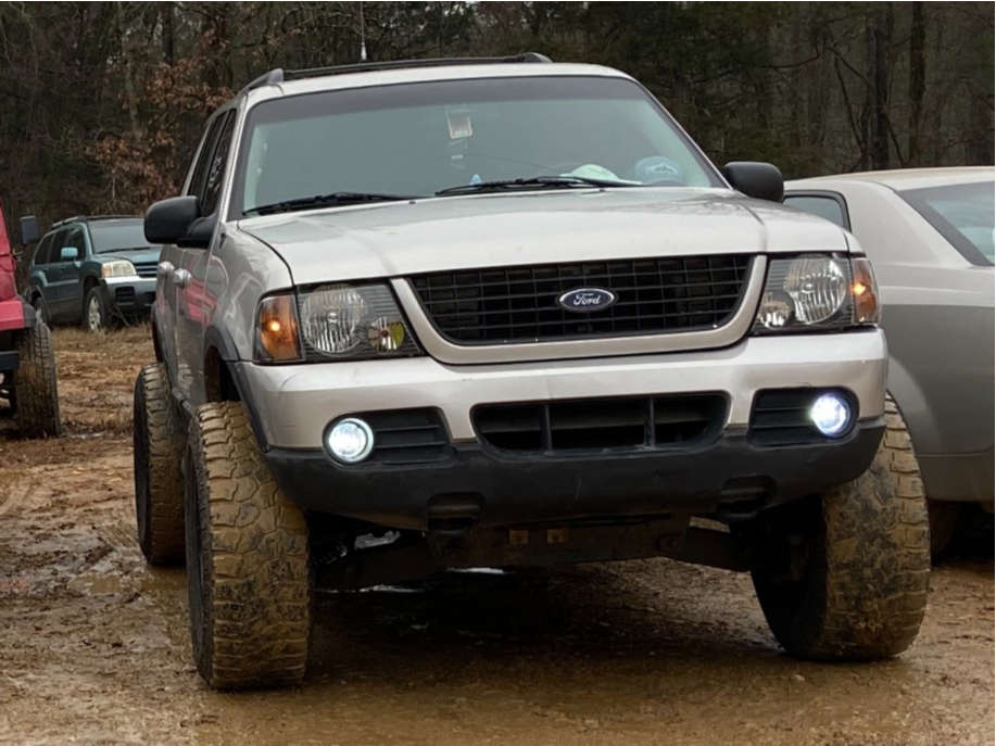 2002 Ford Explorer with 17x9 -12 Dropstars 645b and 35/12.5R17 Eldorado ...