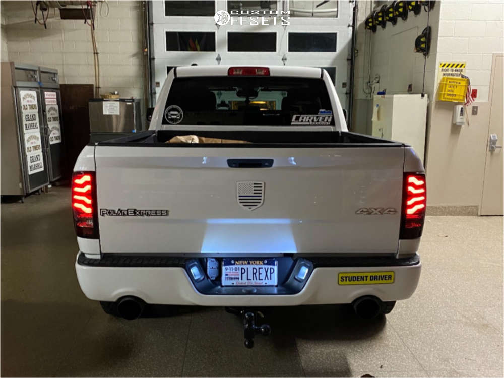 2017 Ram 1500 with 20x10 -18 Fuel Warrior and 32/12.5R20 Ohtsu At4000 ...