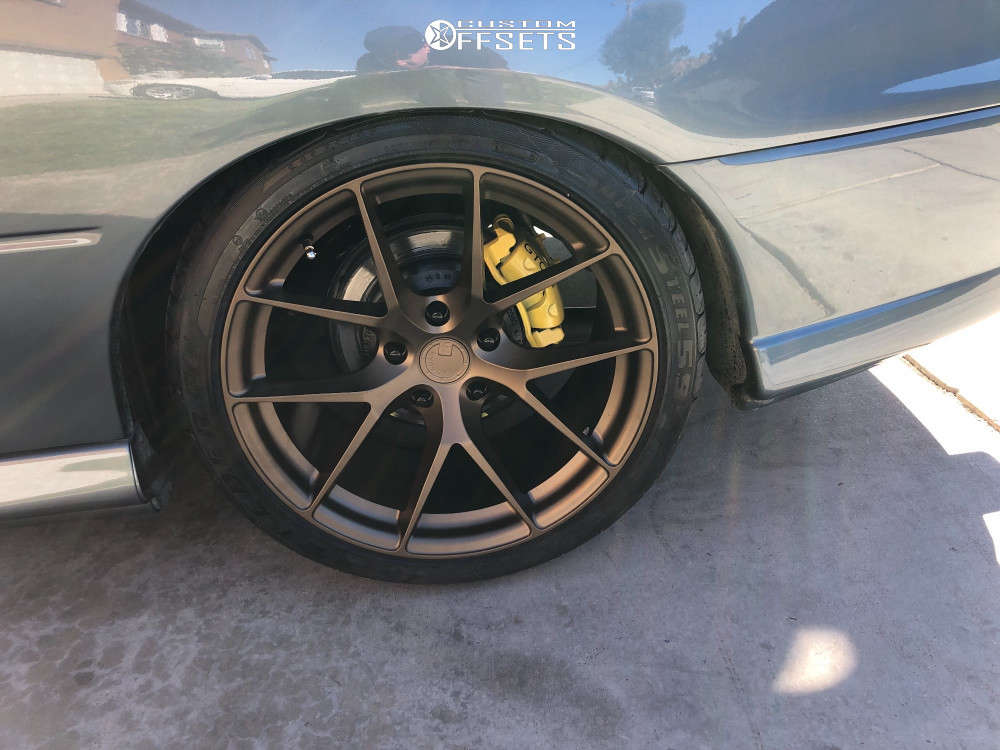 2006 Pontiac GTO with 18x9.5 35 Aodhan Aff7 and 255/35R18 Federal SS595 ...