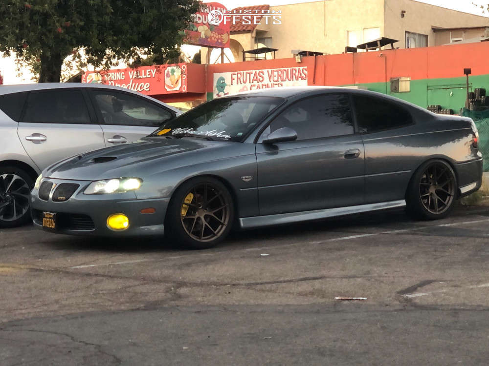 2006 Pontiac GTO with 18x9.5 35 Aodhan Aff7 and 255/35R18 Federal SS595 ...