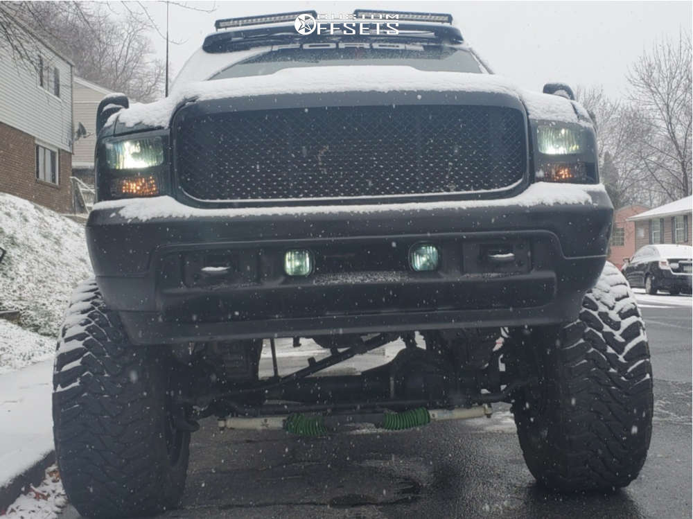 2000 Ford Excursion with 24x14 -76 Moto Metal Mo962 and 40/15.5R24 Toyo ...