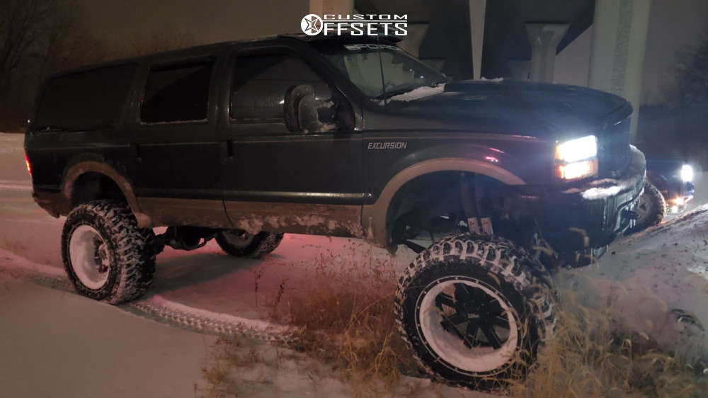 2000 Ford Excursion with 24x14 -76 Moto Metal Mo962 and 40/15.5R24 Toyo ...