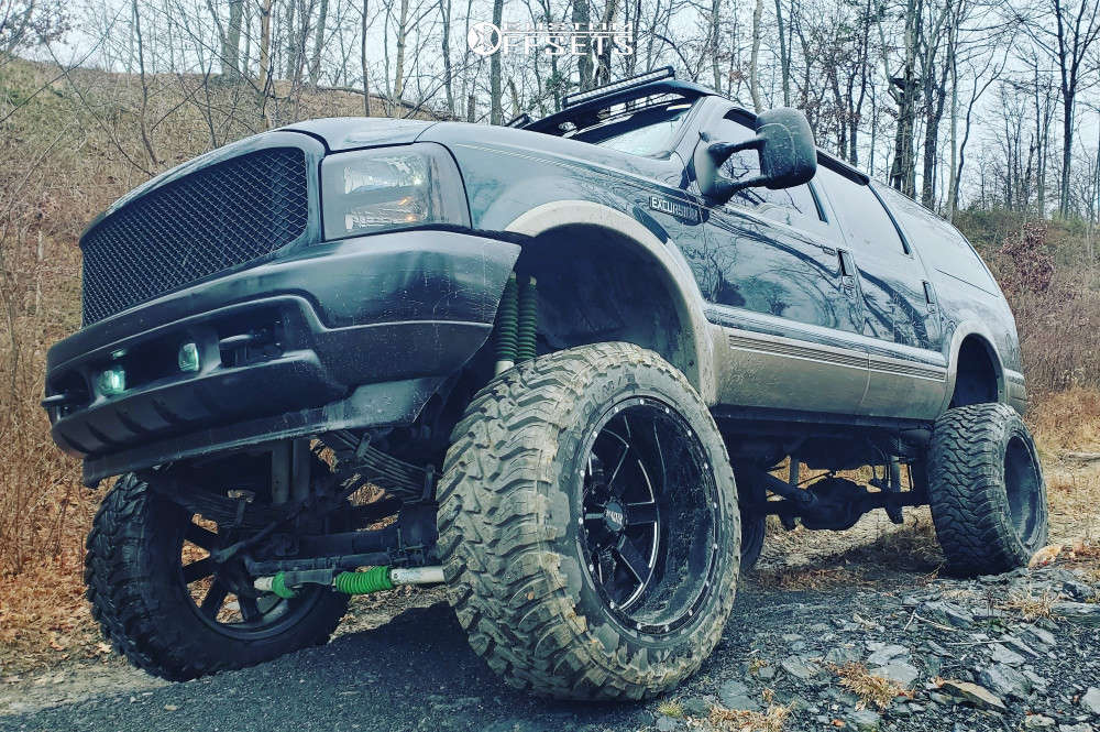 2000 Ford Excursion with 24x14 -76 Moto Metal Mo962 and 40/15.5R24 Toyo ...