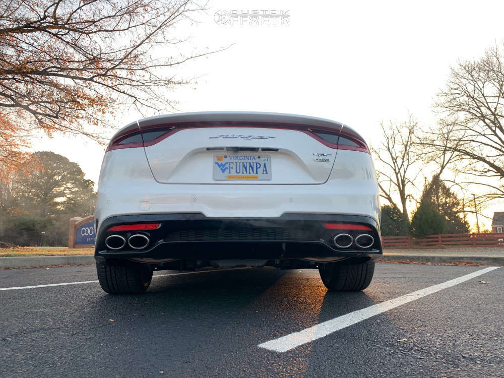 2019 Kia Stinger with 20x9 30 Niche Gemello and 245/35R20 Continental ExtremeContact DWS06 PLUS ...