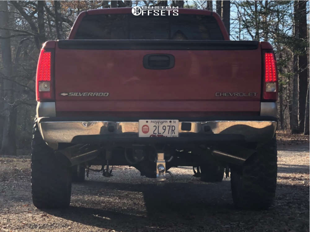 2000 Chevrolet Silverado 1500 with 24x10 31 OE Performance 131 and 35/ ...