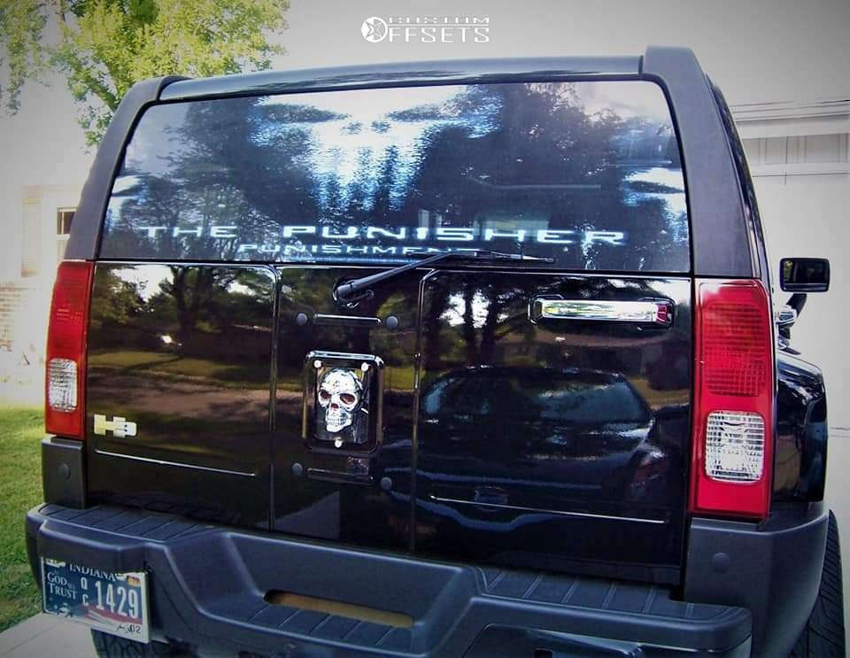 2007 Hummer H3 with 26x9 0 DUB Flex and 26/9.5R26 Lionhart All Season ...