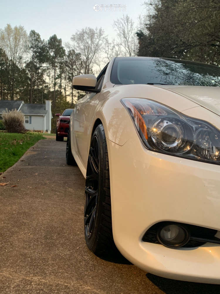 2013 INFINITI G37 with 19x9.5 20 Ground Force Gf9 and 245/40R19 Federal ...