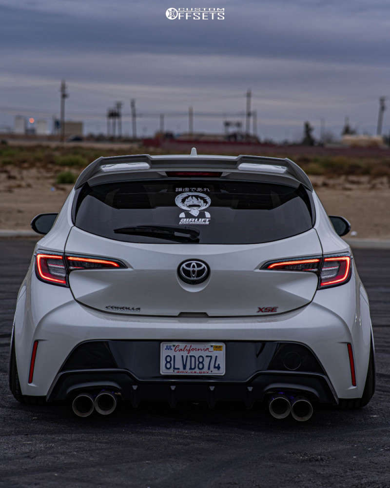 2019 Toyota Corolla with 18x9.5 10 FPF Wheels Rs-3 and 205/40R18 ...