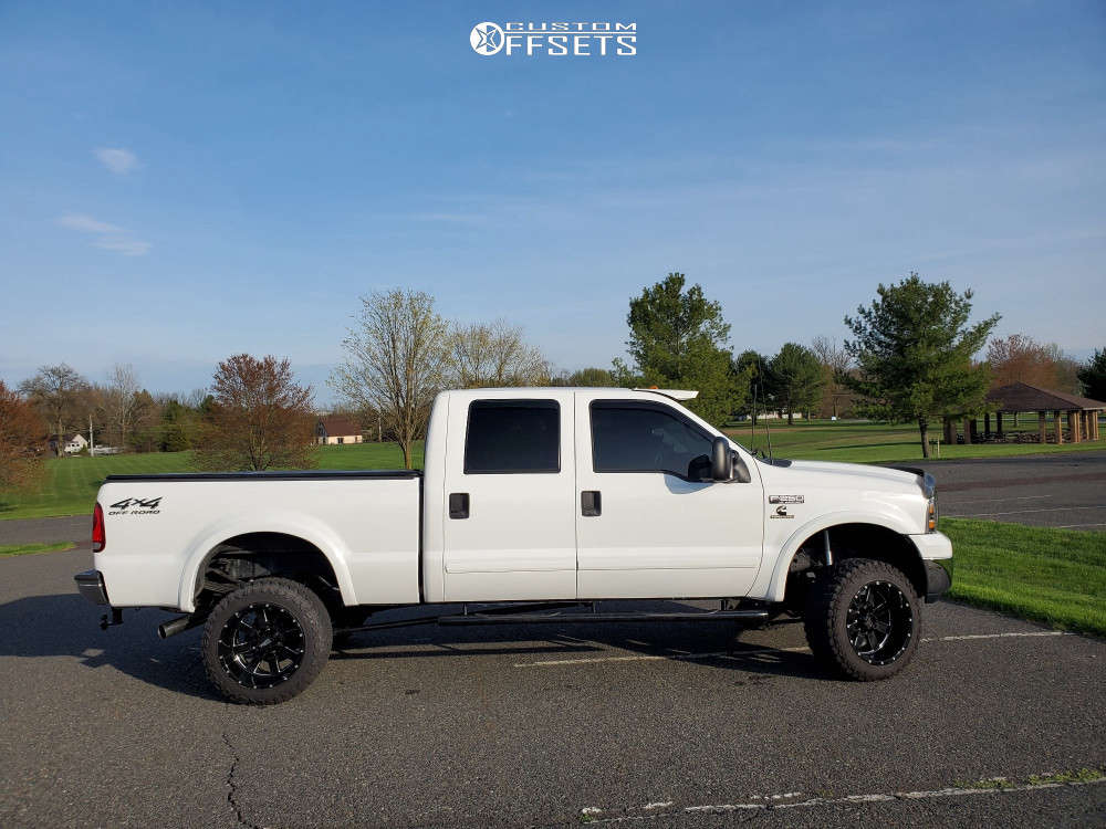 2002 Ford F-250 Super Duty with 20x12 -44 Moto Metal Mo962 and 33/12 ...