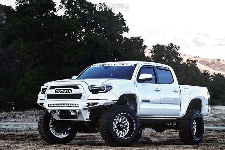 2019 Toyota Tacoma with 20x12 -44 TIS Forged 544bm and 35/12.5R20 Nitto ...