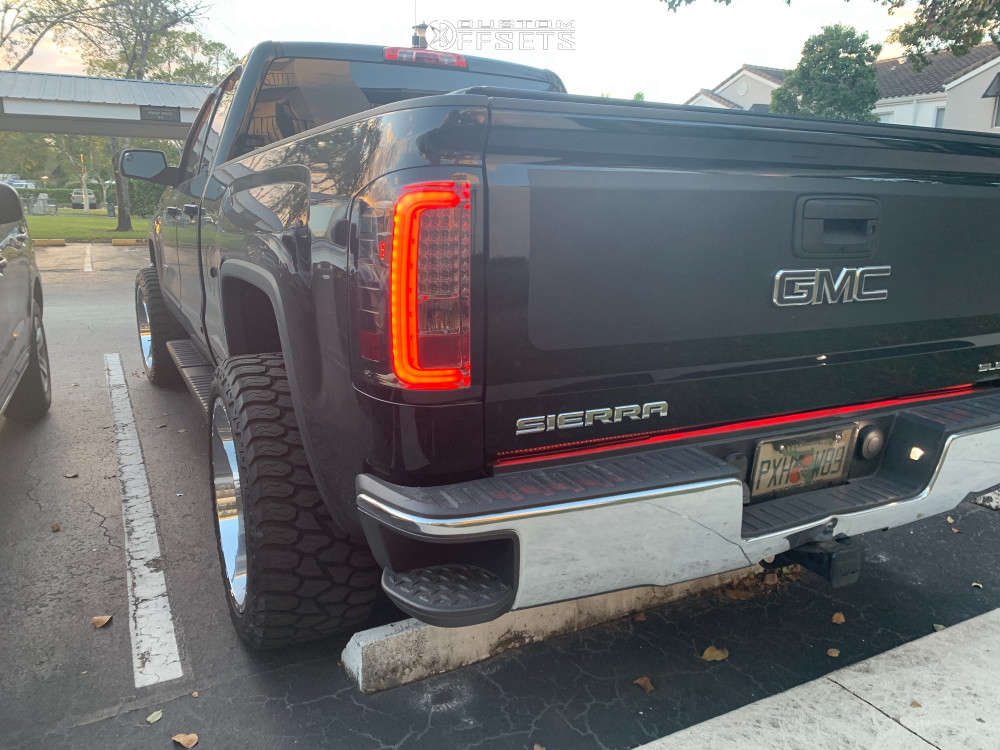 2015 GMC Sierra 1500 with 22x12 -44 TIS 544C and 33/12.5R22 AMP Terrain ...