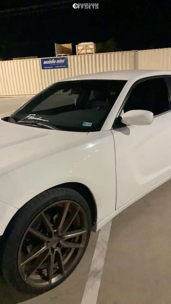 2019 Dodge Charger with 22x9.5 18 Niche Dfs and 265/35R22 Suretrac ...