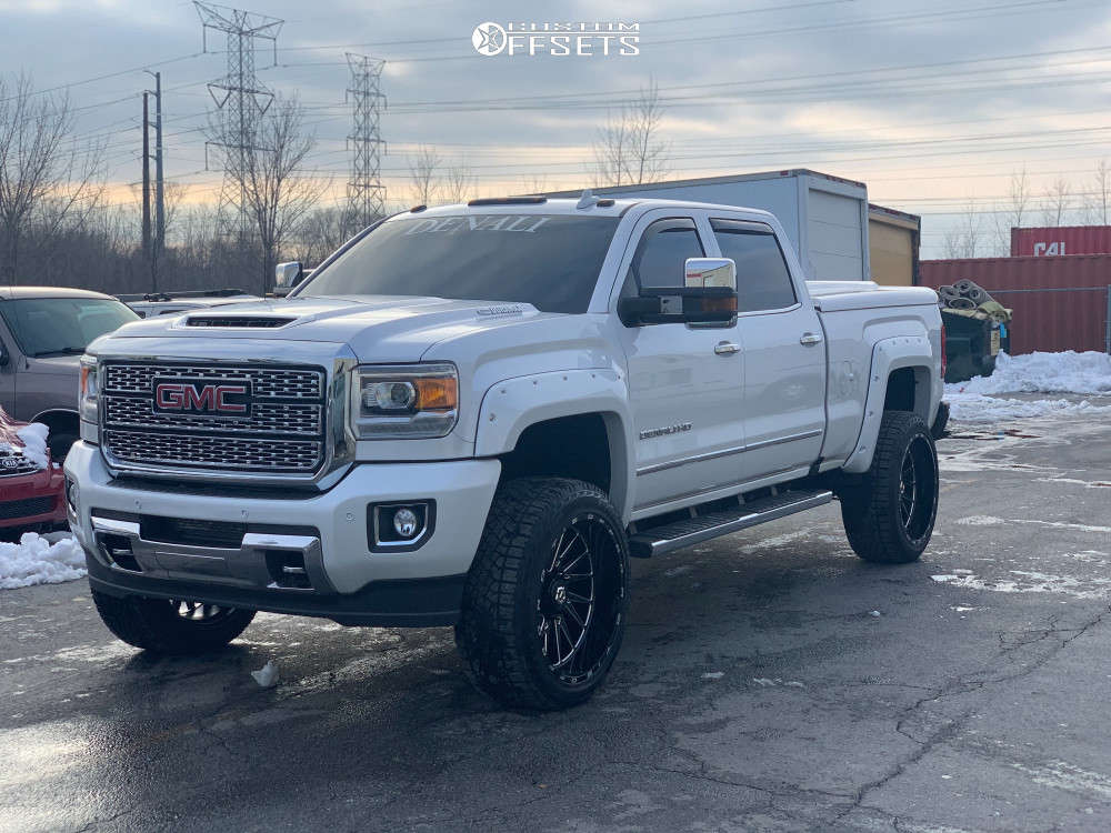 2018 GMC Sierra 2500 HD with 24x12 -44 TIS 544BM and 35/12.5R24 Pirelli ...