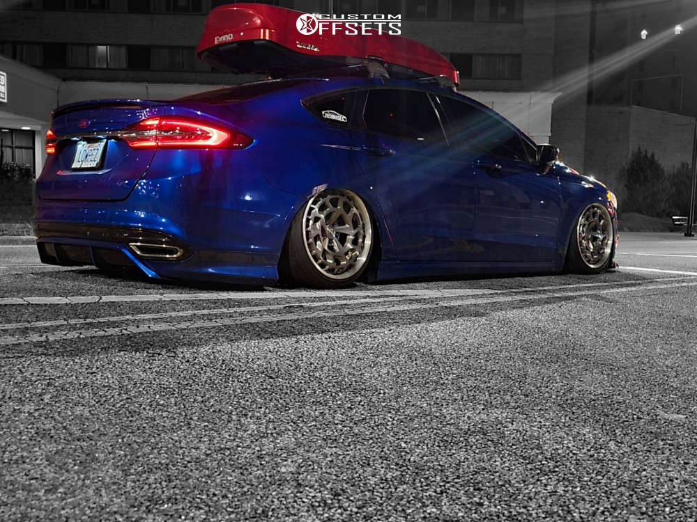 2017 Ford Fusion with 19x8.5 42 SevenK Circa and 225/40R19 Toyo Tires ...