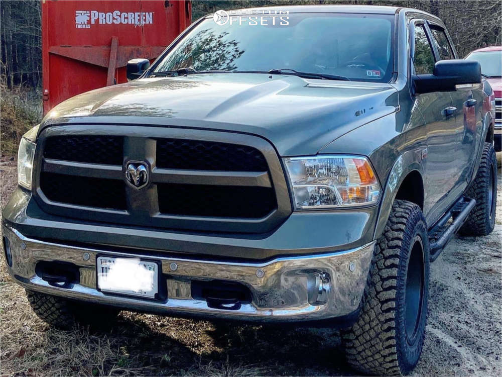 2014 Ram 1500 with 20x10 -25 Ultra Warlock and 35/12.5R20 Atturo Trail ...