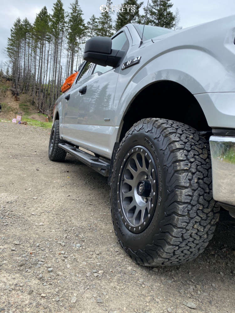 2017 Ford F-150 with 18x9 1 Fuel Vector and 275/70R18 BFGoodrich All ...