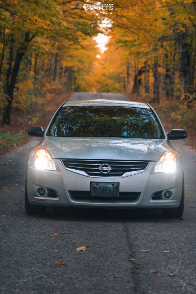 2010 Nissan Altima with 18x8 35 Dai Alloys Autobahn and 215/45R18 ...