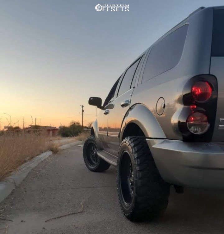 2007 Dodge Durango with 20x10 -18 Fuel Triton and 33/12.5R20 Toyo Tires ...