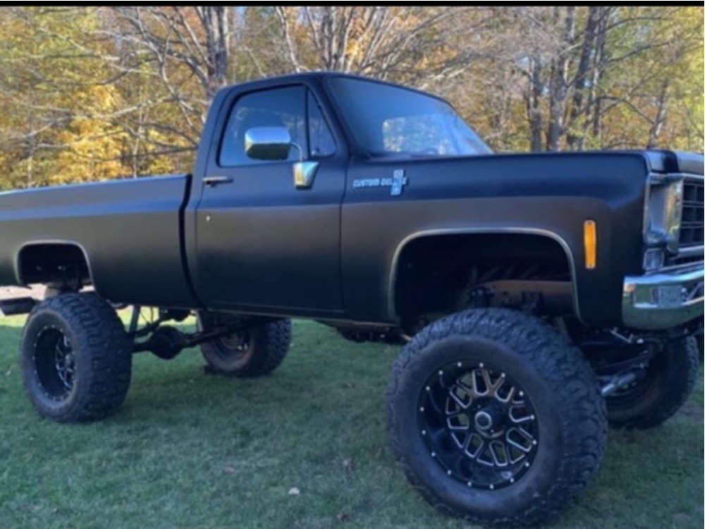 1977 Chevrolet K10 with 20x12 -44 XD Xd820 and 38/15.5R20 Milestar ...