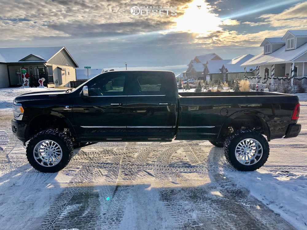 2019 Ram 3500 with 22x12 -51 Cali Offroad Summit and 37/13.5R22 Cooper ...