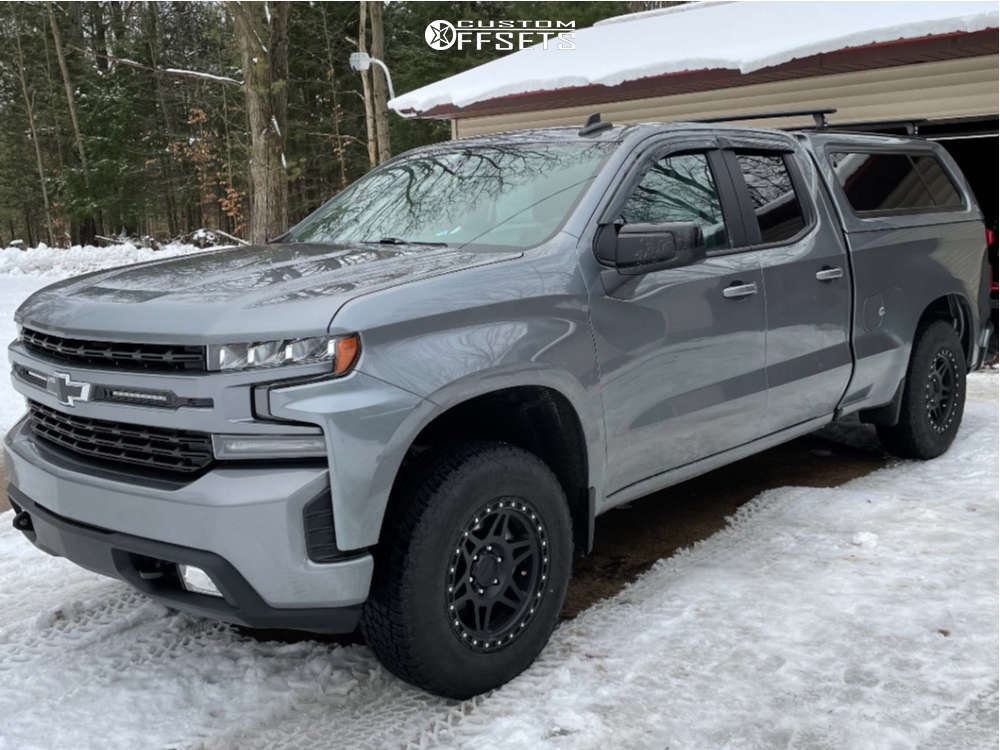 2020 Chevrolet Silverado 1500 with 18x8.5 0 Method Mr312 and 265/70R18 ...
